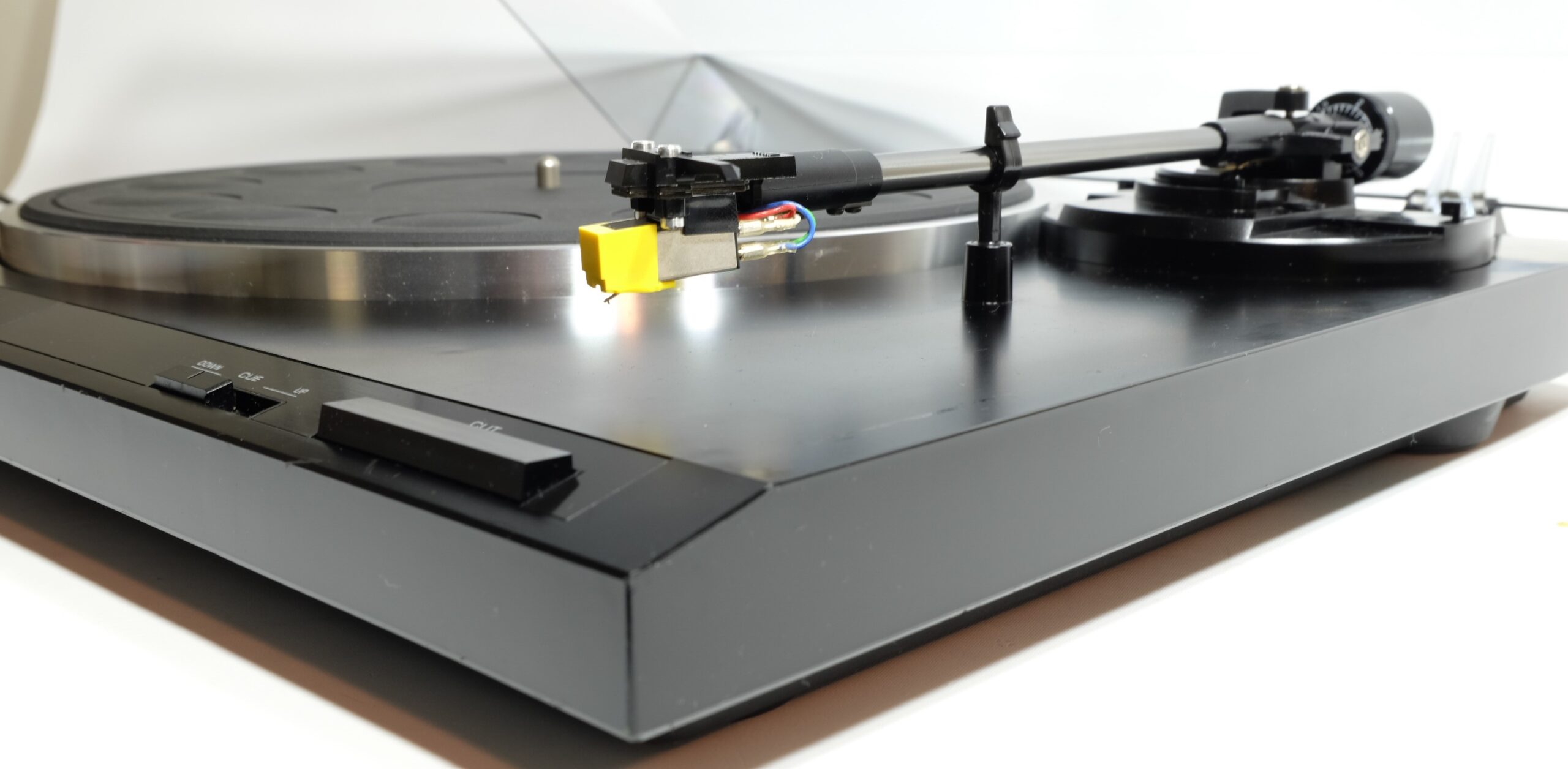 Yamaha TT300 Turntable - Function In Form
