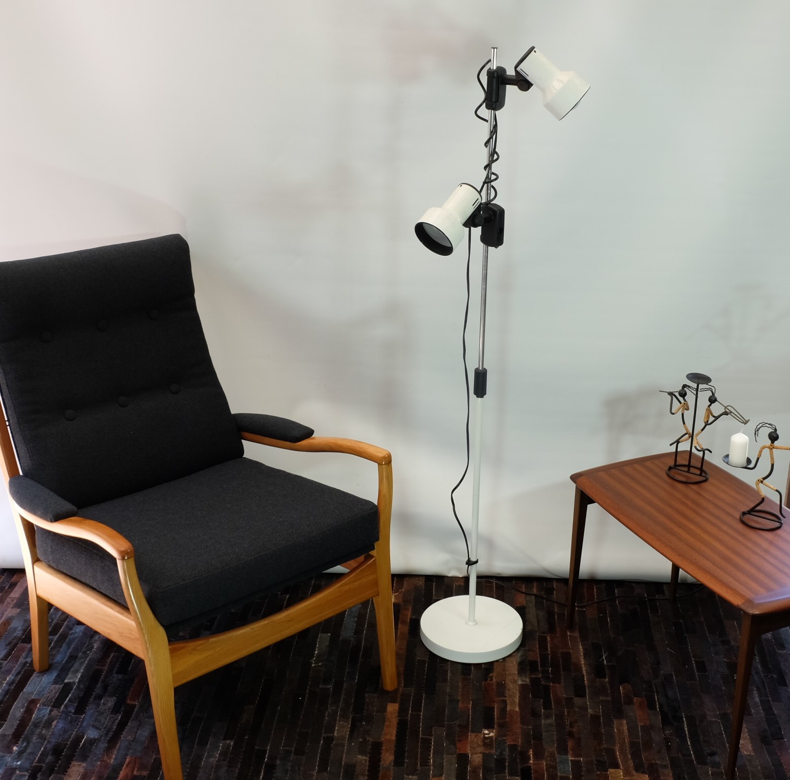 Floor standing Studio lamp - Function In Form