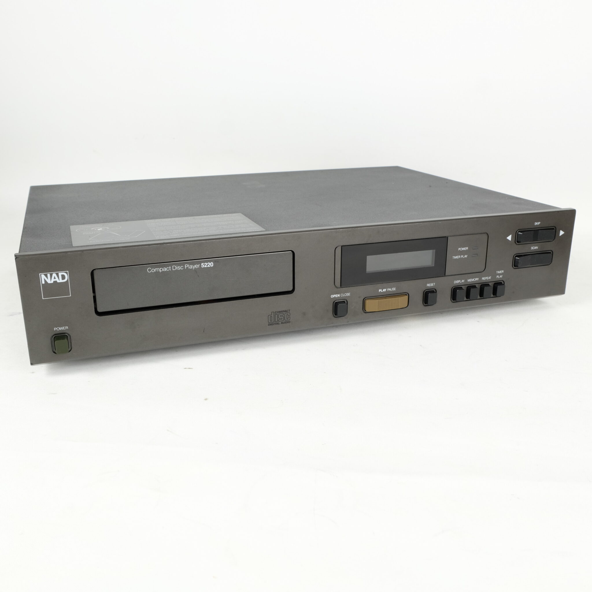 NAD 5220 CD Player - Function In Form