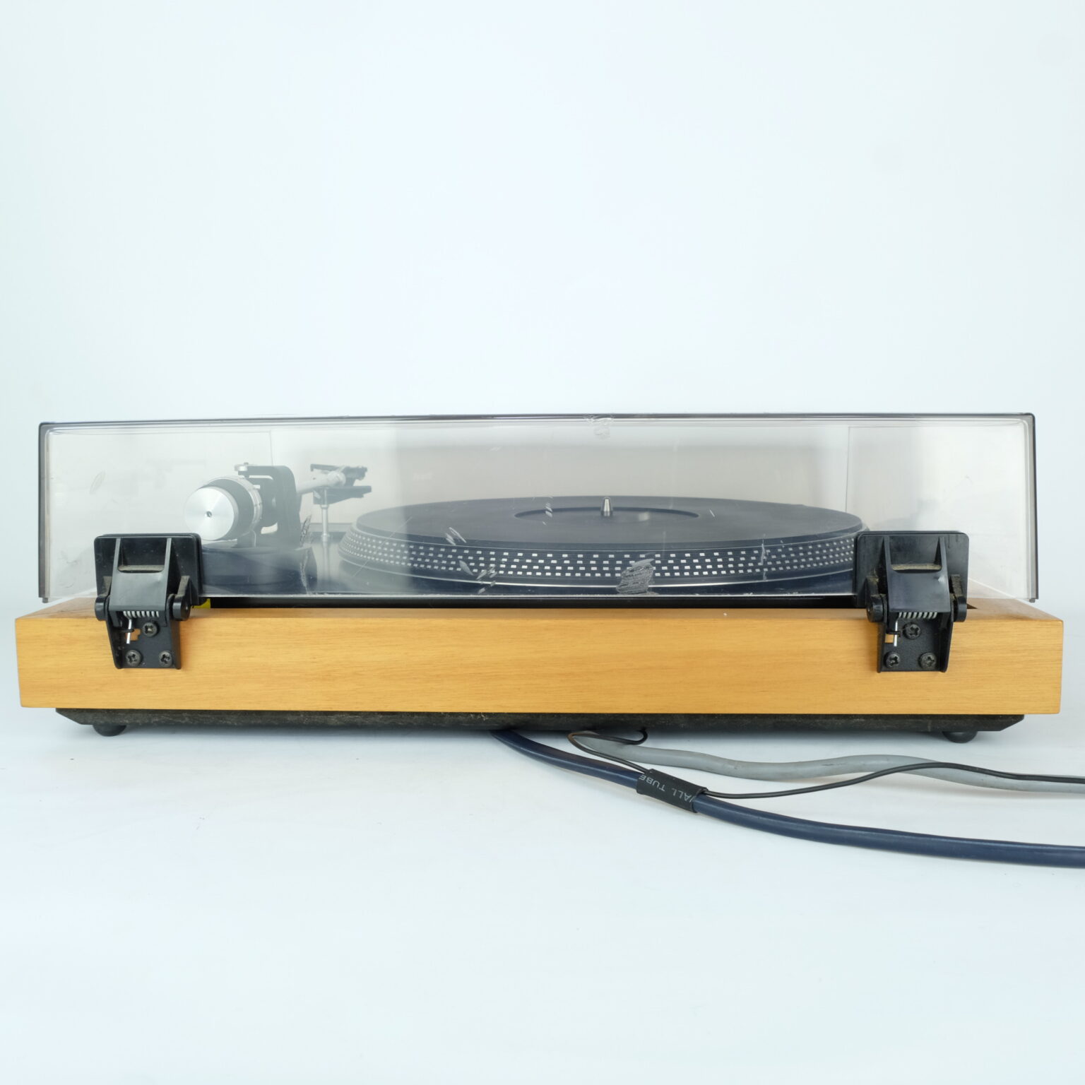 Dual 505 Turntable - in Cherry wood - Function In Form