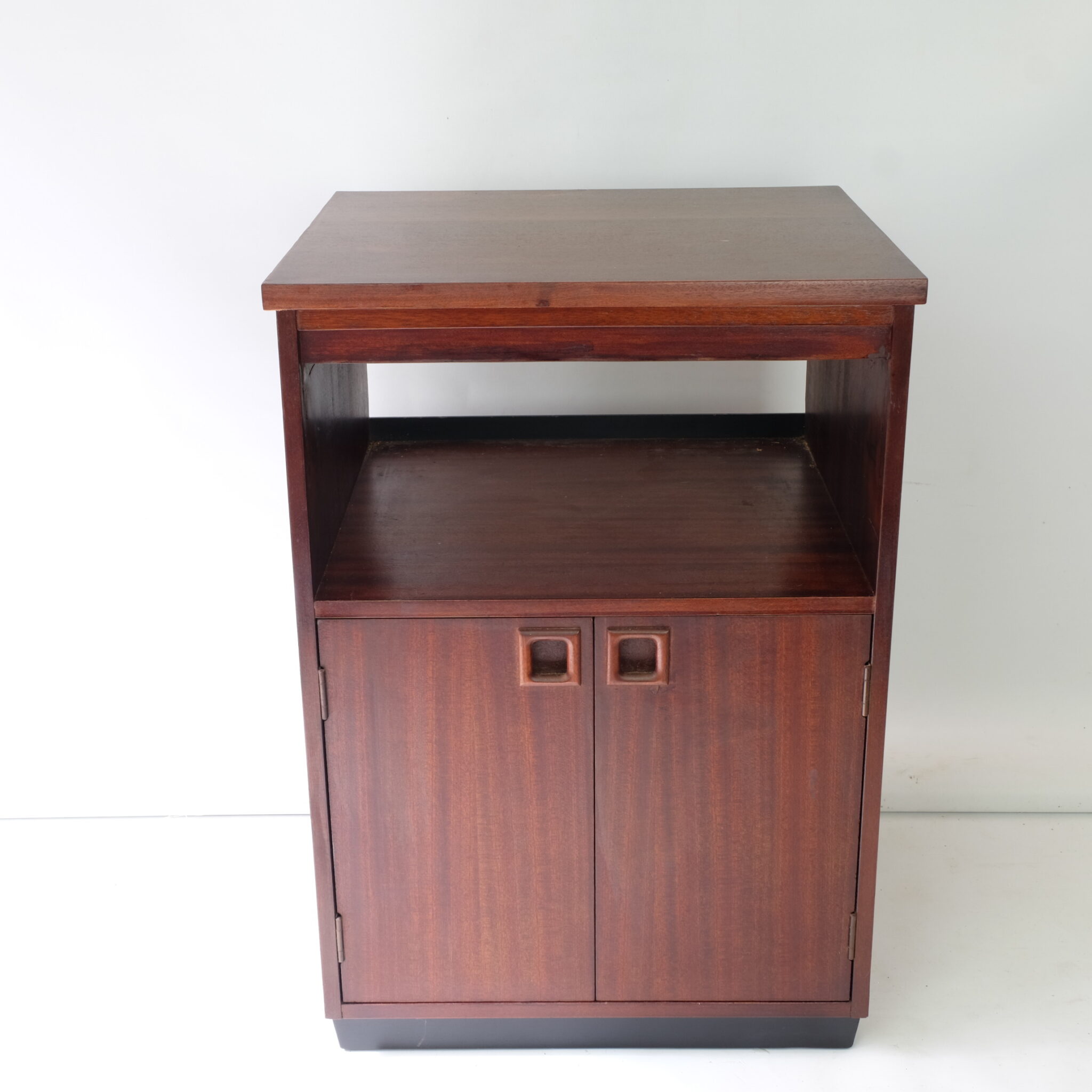 1970s Small Stereo Cabinet - Function In Form