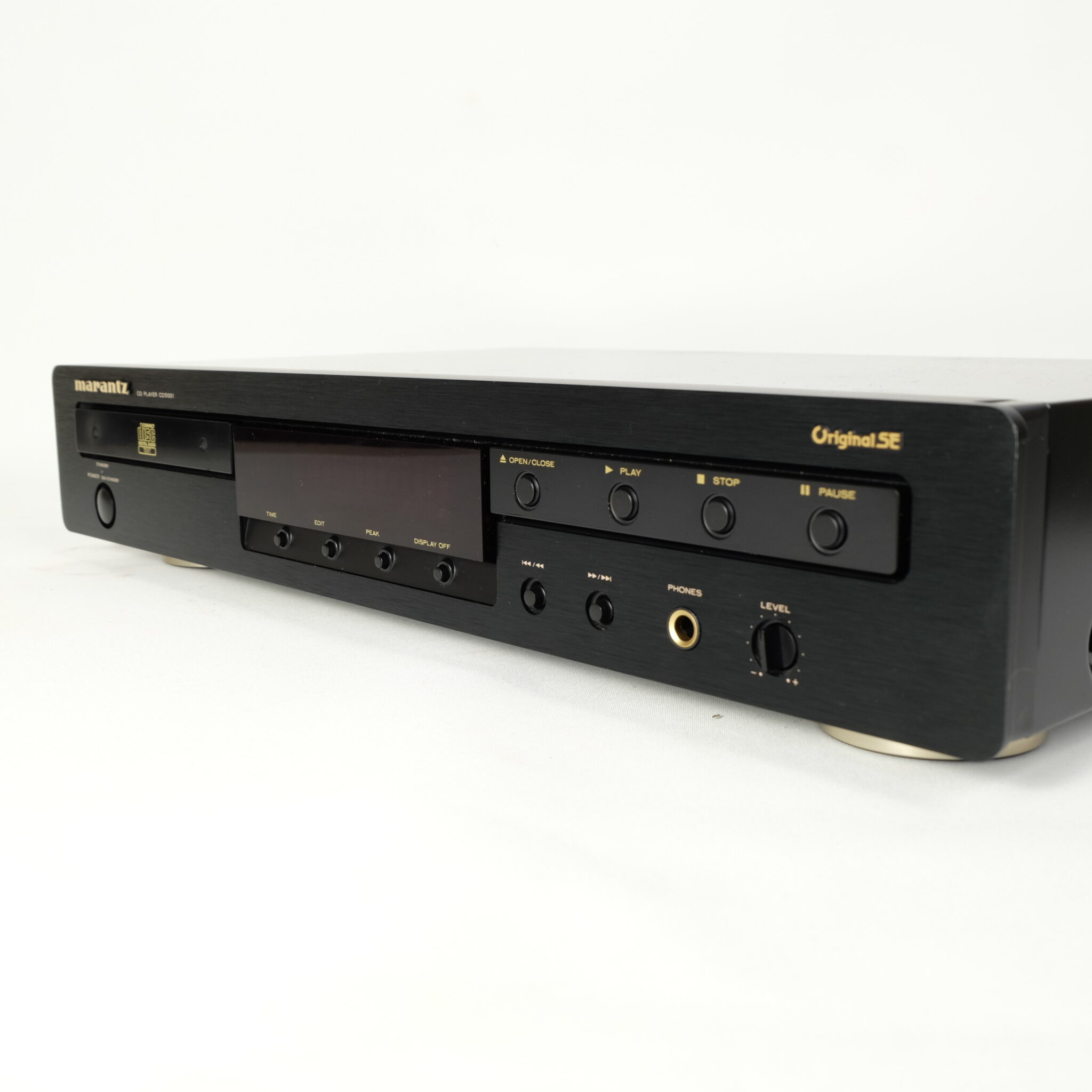 Marantz 5001 CD Player - Function In Form